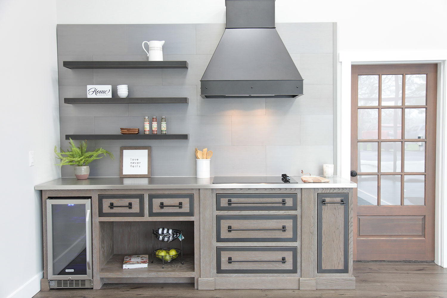 Outdoor Living – Decor Builders Hardware